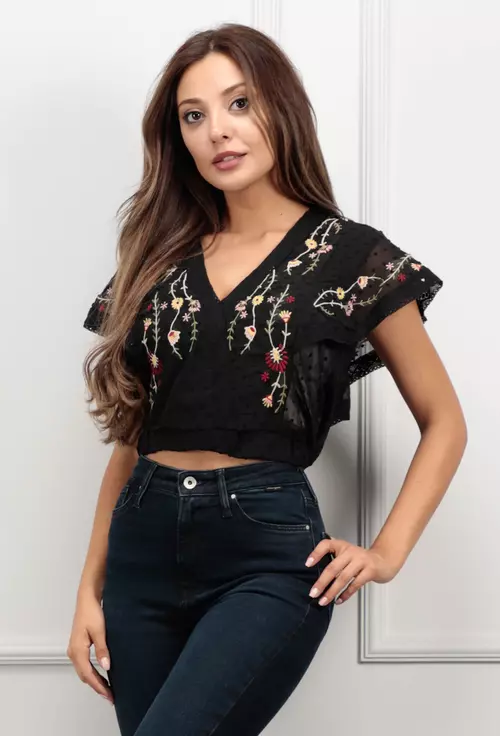 Top scurt negru cu ornamente florale - Dasha.ro