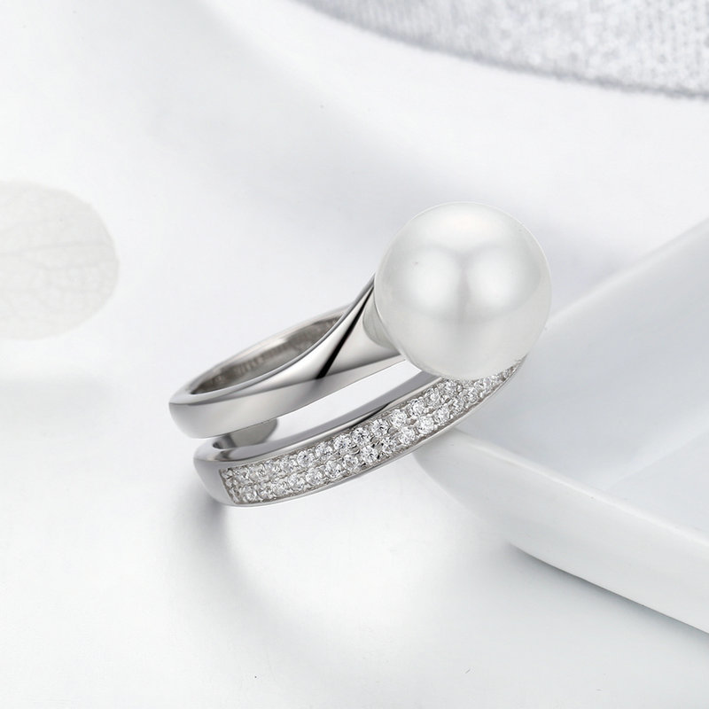 Inel reglabil din argint Elegant White Pearl